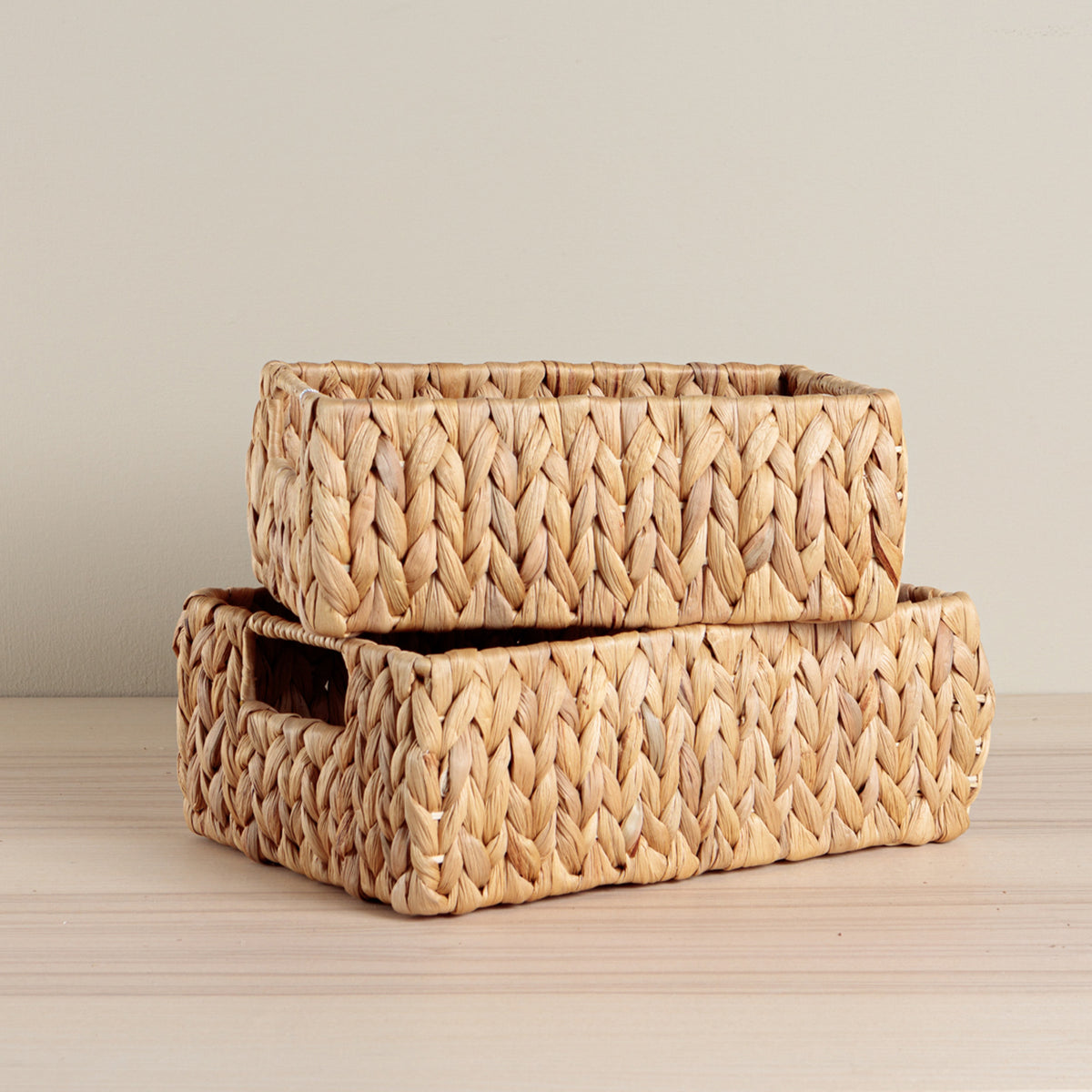 Natural Water Hyacinth Shallow Tray Storage Set Of 2 – Chickidee Wholesale